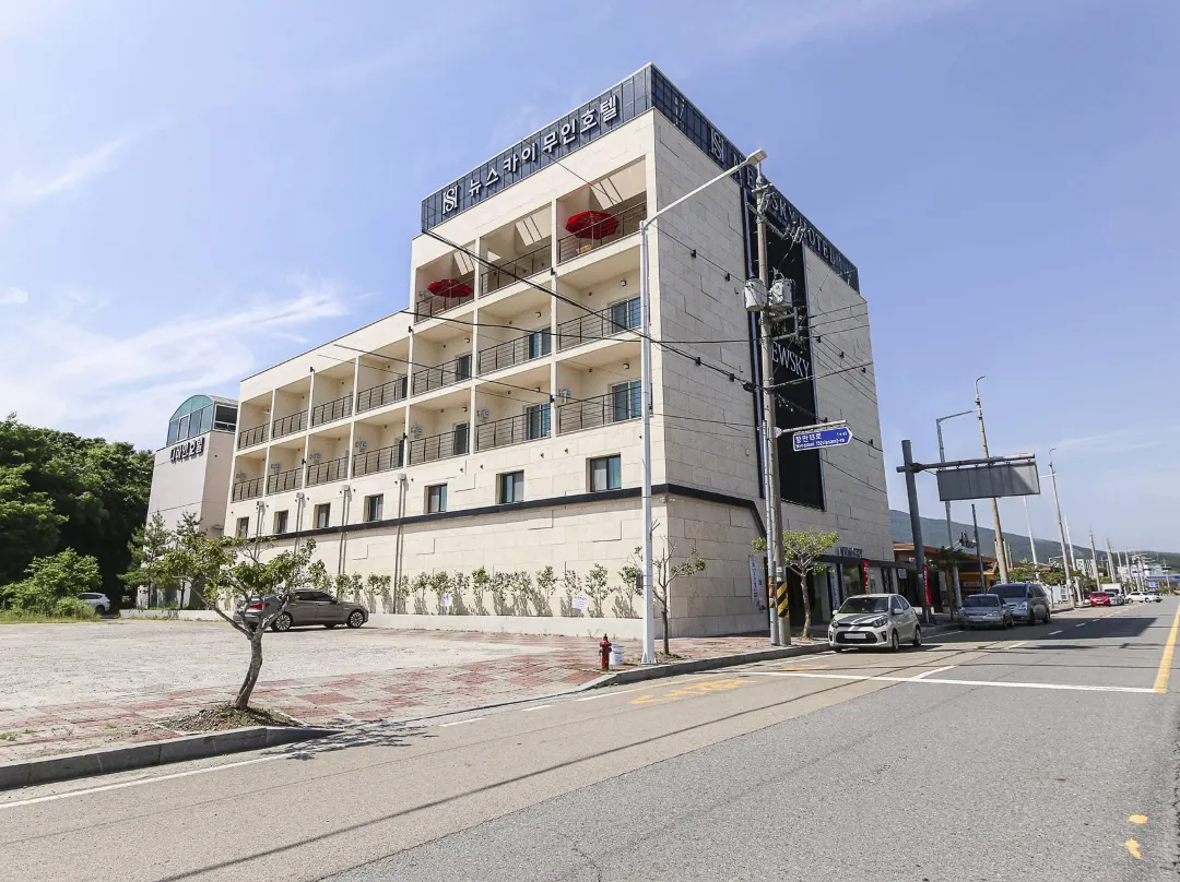 Gwangyang Hotel New Sky - 광양시