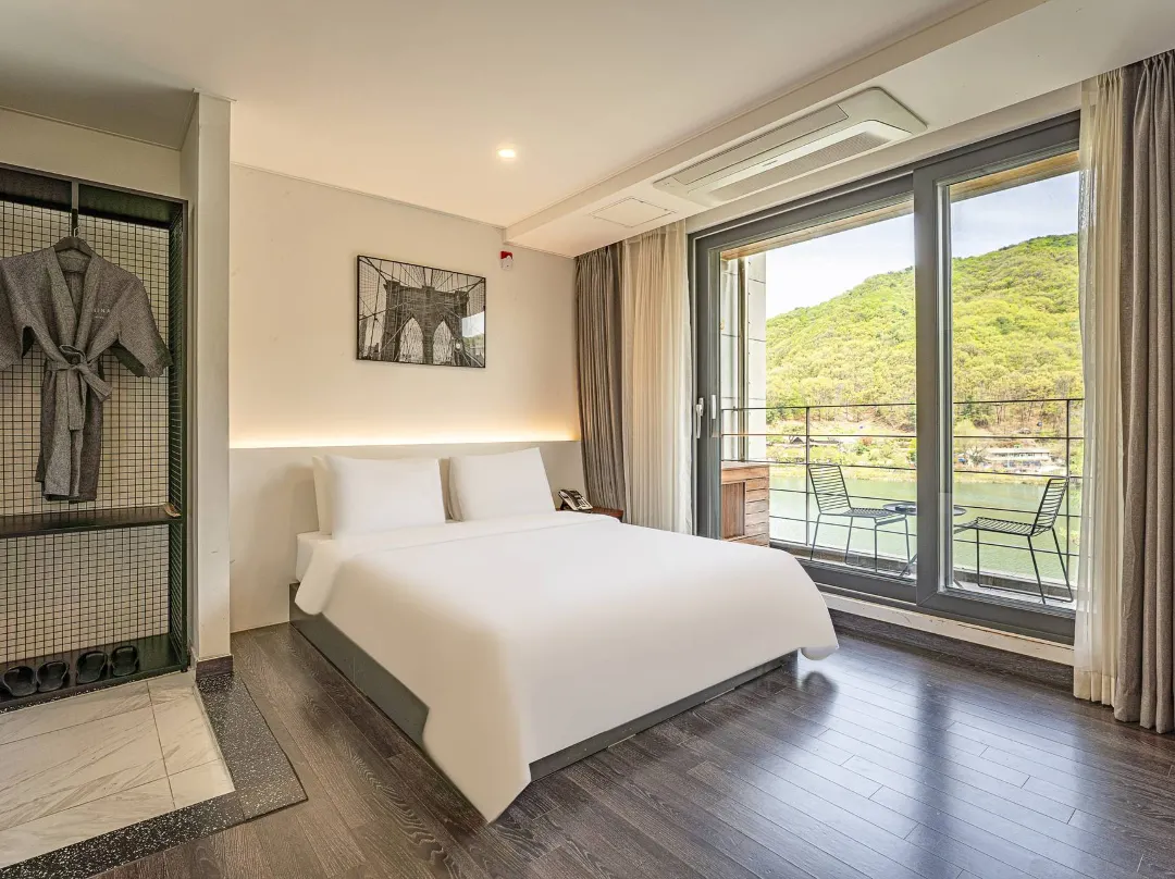 Namyangju Reina Hotel - Namyangju-si