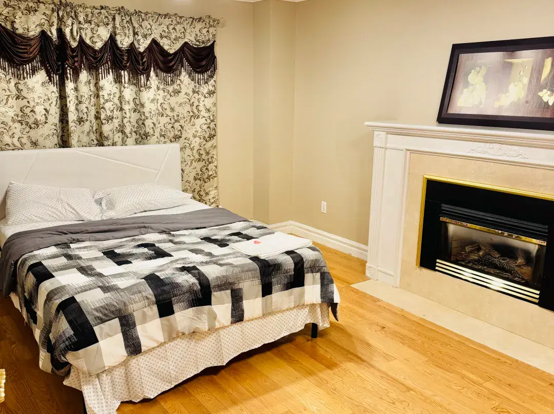 Maison De Luxe 7 Chambres - Près De L'aéroport, M² 1, Jardin Privé - Ontario