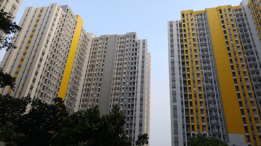 Pool View And Homey 2br Apartment @ Springlake Summarecon - Bekasi