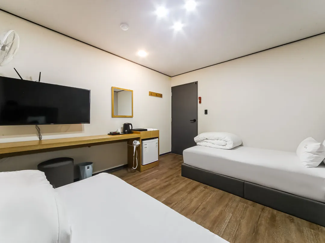 Busan Myeongji Bm Hotel - Busan