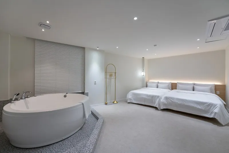 Busan Songjeong Play Pool Villa Pension - Busan