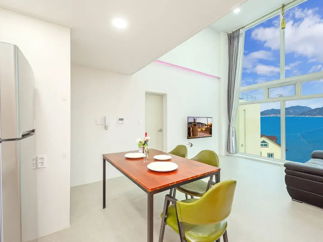 Namhae Harbor Cruise Resort Pool Villa - Yeosu-si