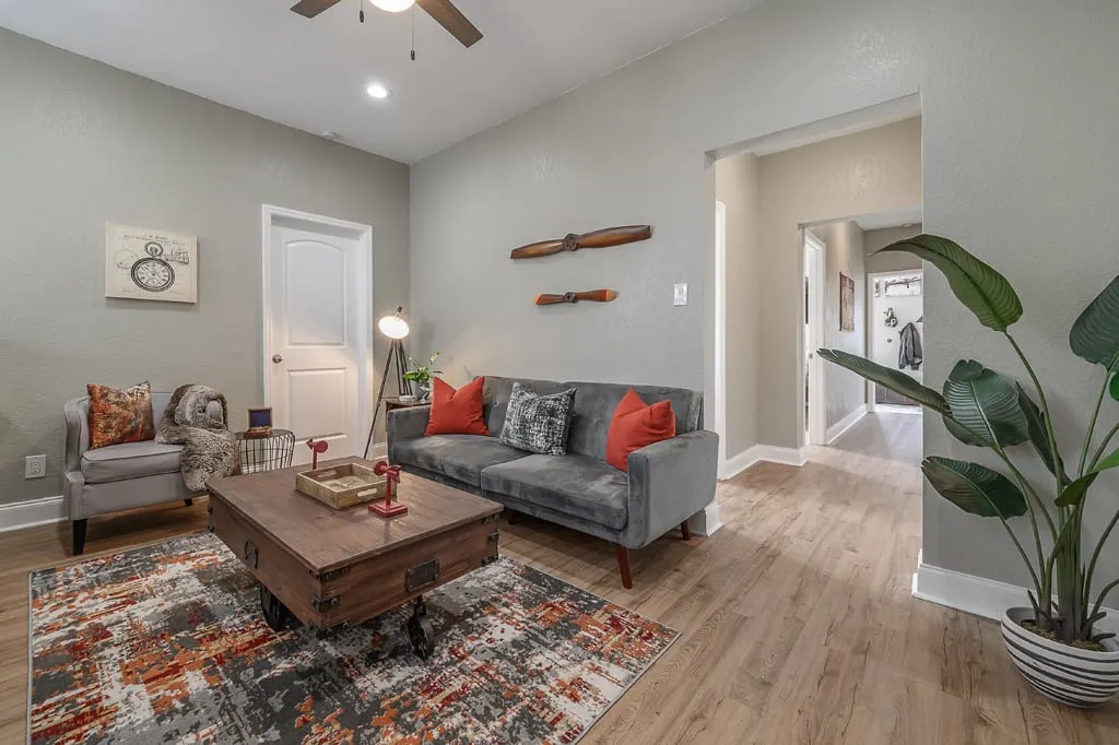 Fire Pit And Cozy Amenities - Charming Urban Oasis - Davis Islands, FL