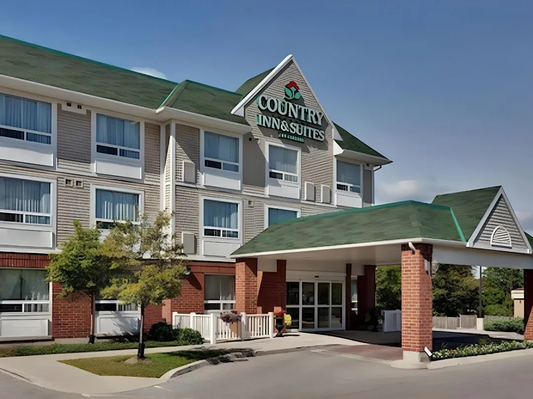 Staywell Inn & Suites - London