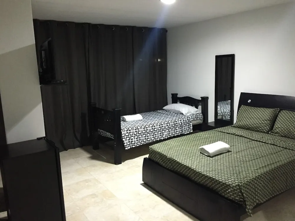 Hostal Central Beach - San Andrés