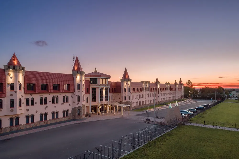Fort Kolesnik Hotel - Saint-Pétersbourg