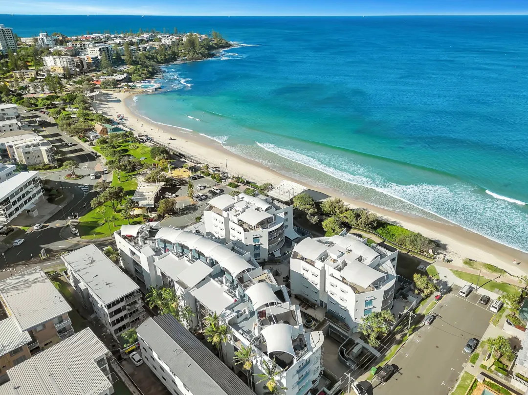 Rolling Surf Resort Sunshine Coast - Sunshine Coast Queensland, Australia