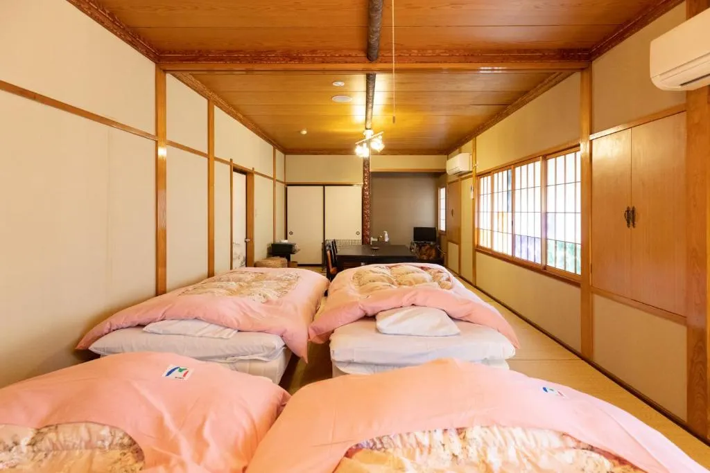 Ryokan Niemonya - 구로베시