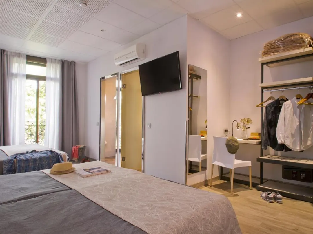 Hostal Benidorm - Barcelona