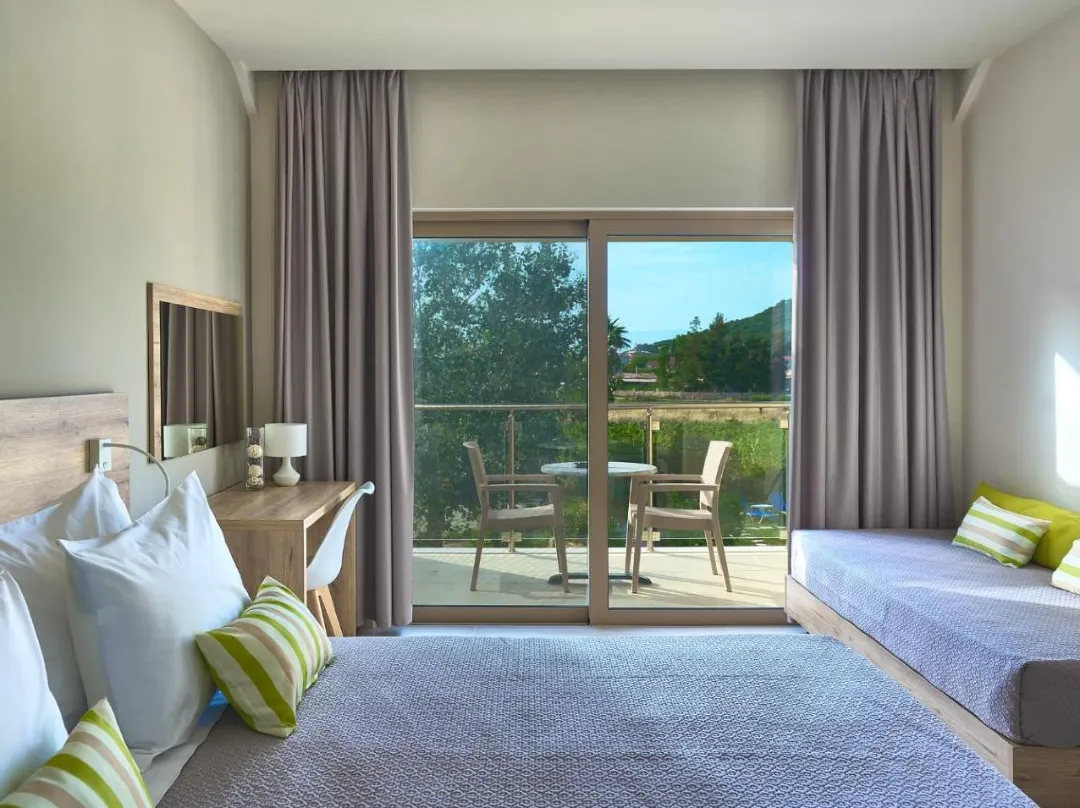 Grapevines Hotel - 札金索斯州