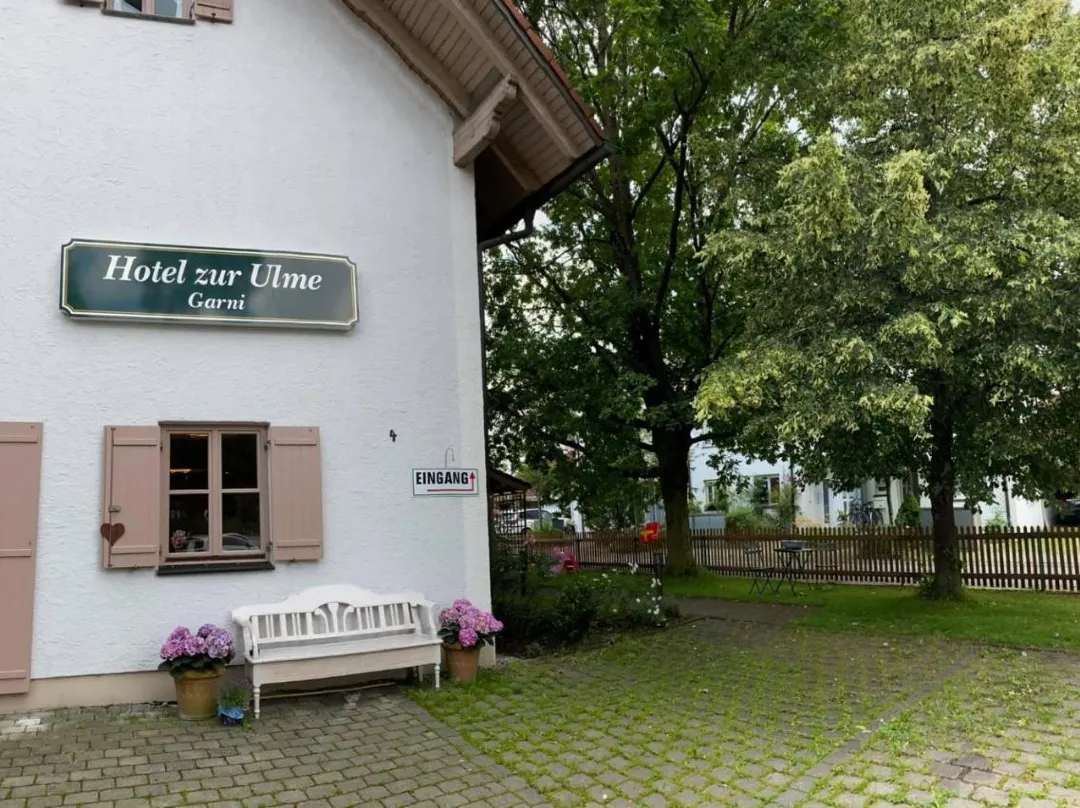Hotel Zur Ulme - Poing