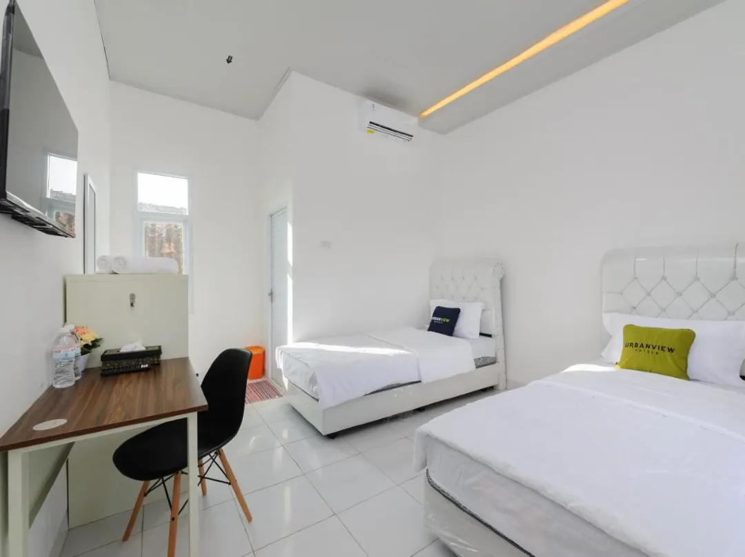 Urbanview Hotel Betego Syariah Enggal By Reddoorz - Bandar Lampung