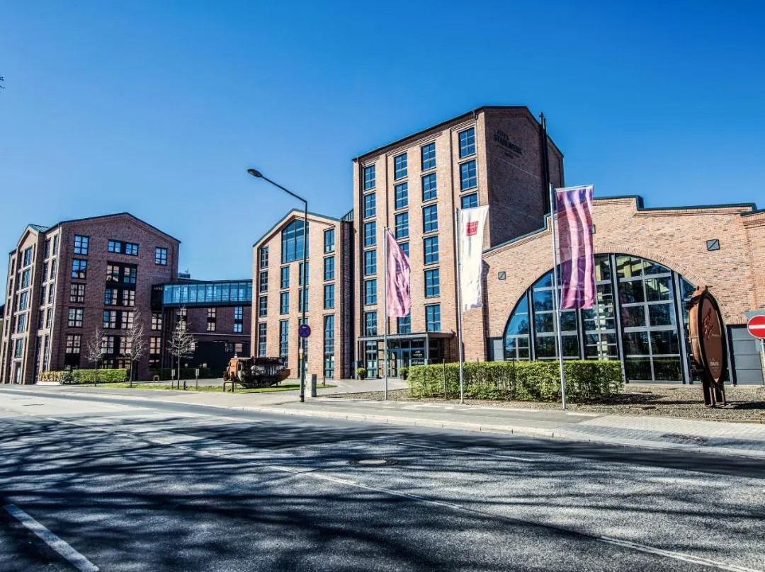 Altes Stahlwerk Business & Lifestyle Hotel - Neumünster