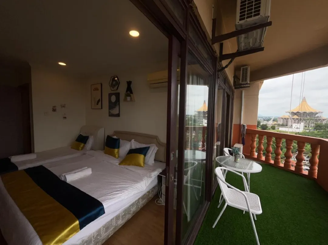 Riverbank Suites Level 12 - Kuching