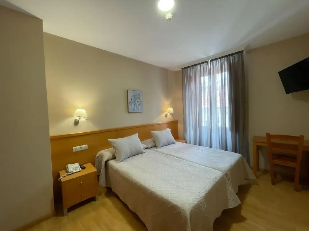 Hotel Castilla - Cáceres‎