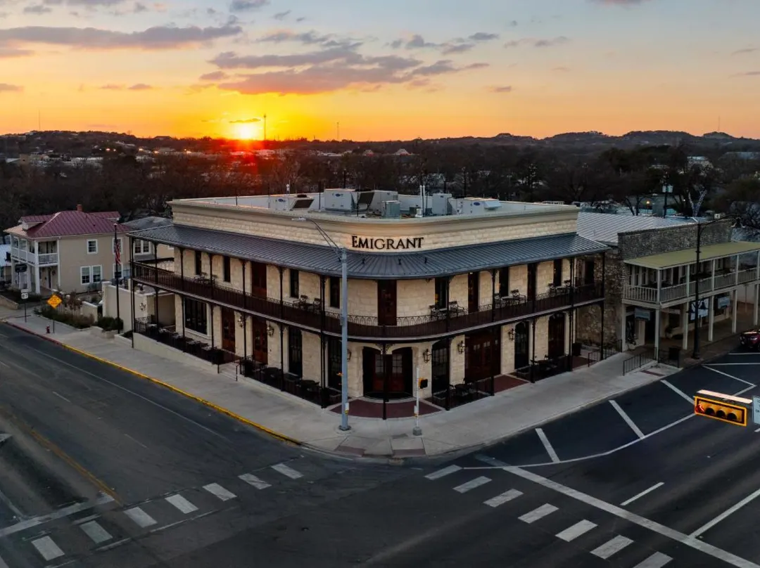 Emigrant Boutique Hotel - Fredericksburg, TX