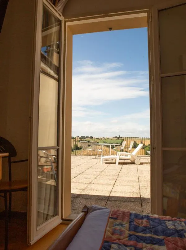 Logis Hotels - Le Relais Des Deux Vallées - Hôtel Et Restaurant - Tarn