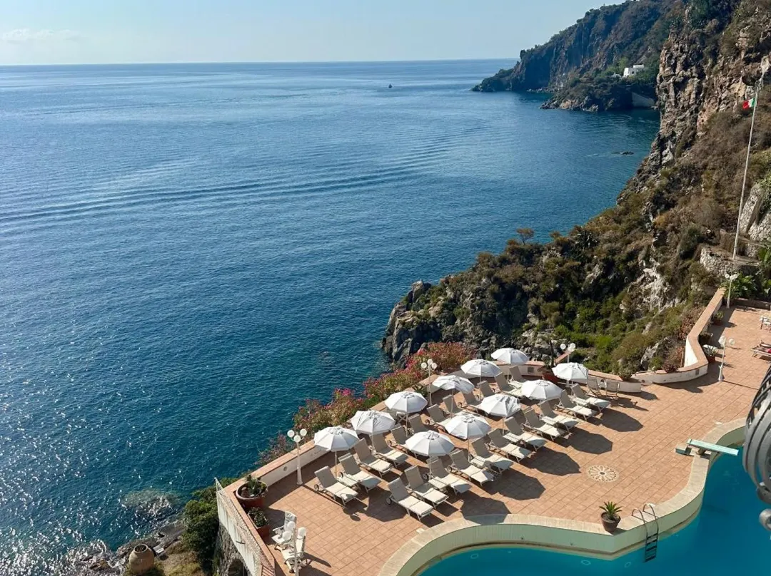 Hotel Carasco - Ospitalità Eoliana Sul Mare - Lipari
