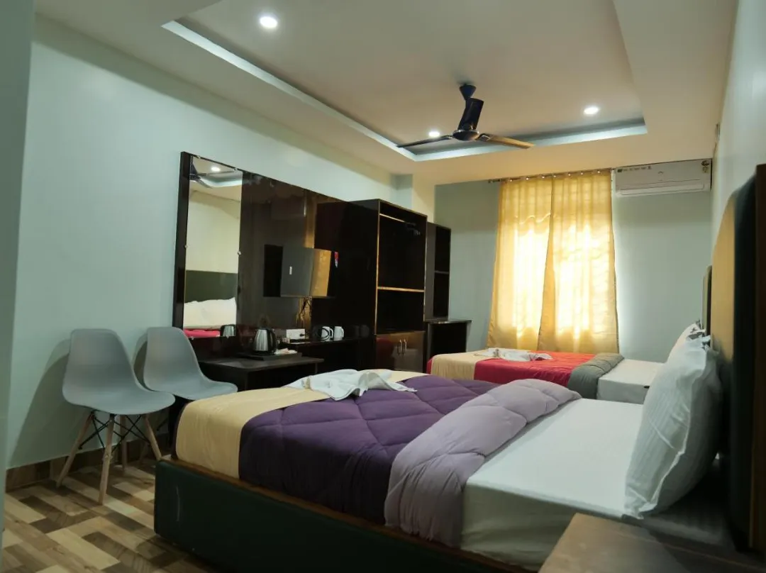 Hotel Hk Regency - Guwahati