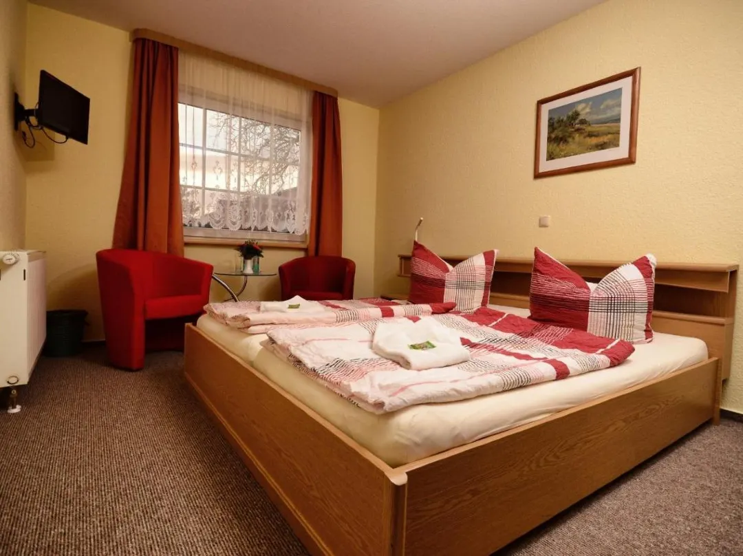 Hotel Am Stadtwald - Stralsund