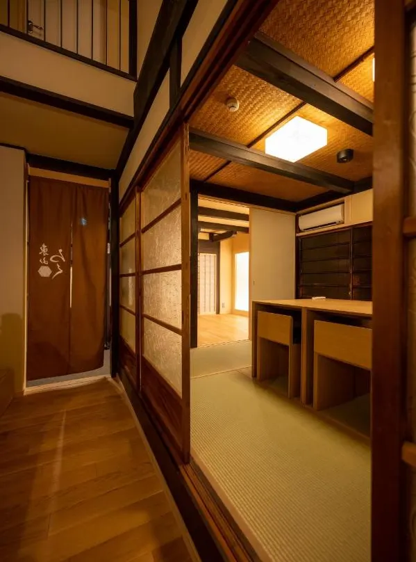 Campton Higashiyama Roku - Japan