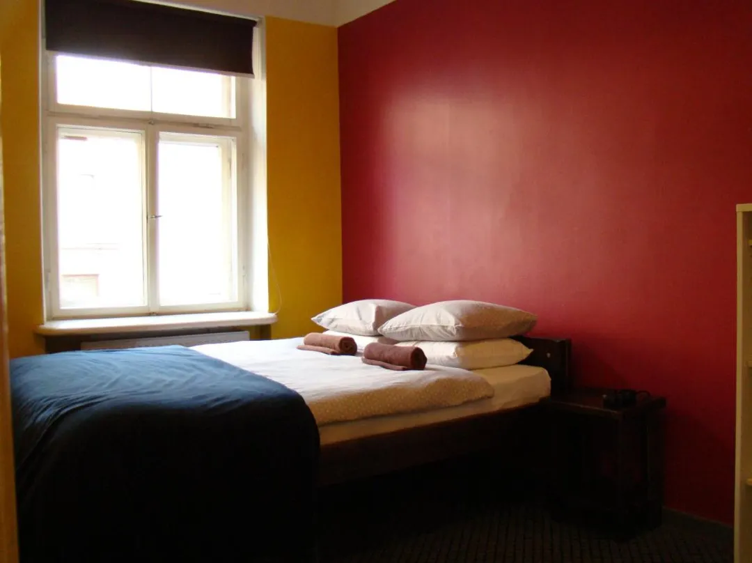 Naughty Squirrel Backpackers Hostel - Riga
