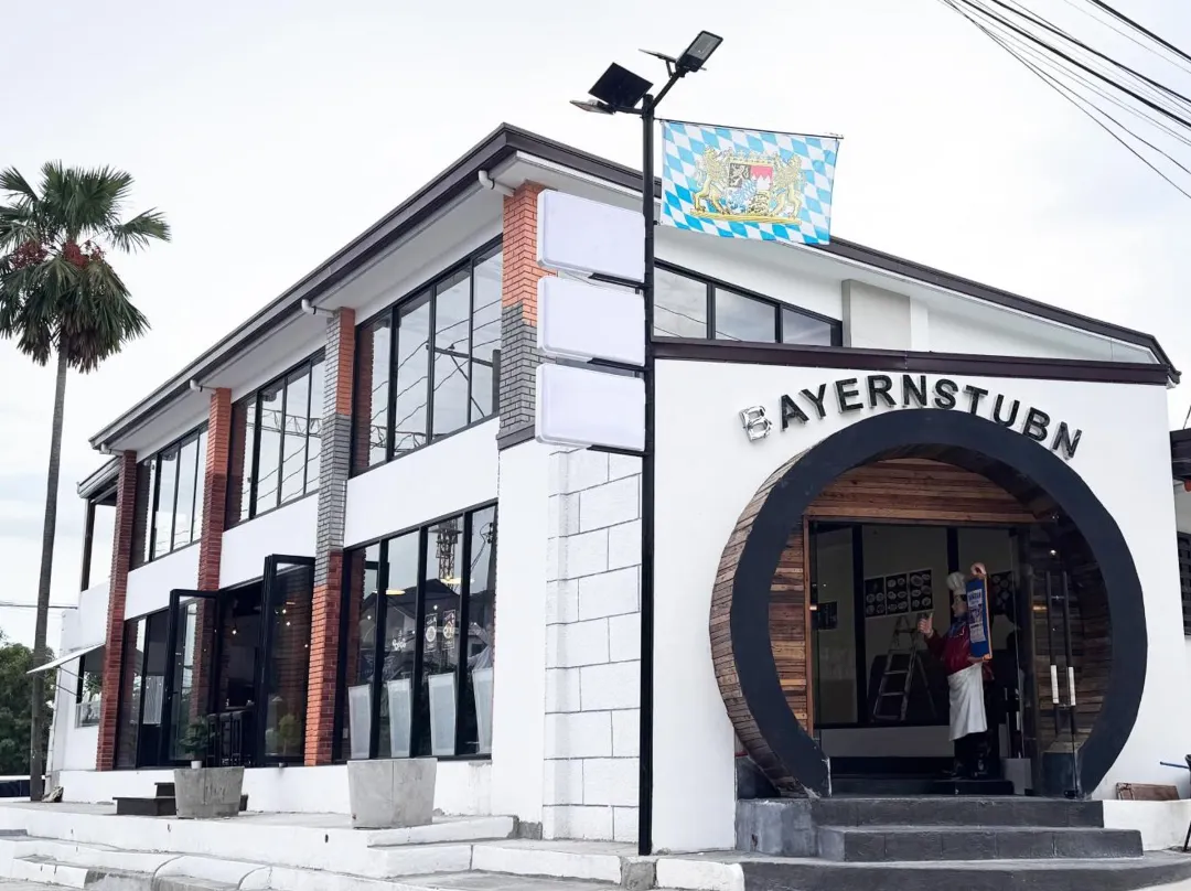 Bavarian Guest House - Angeles
