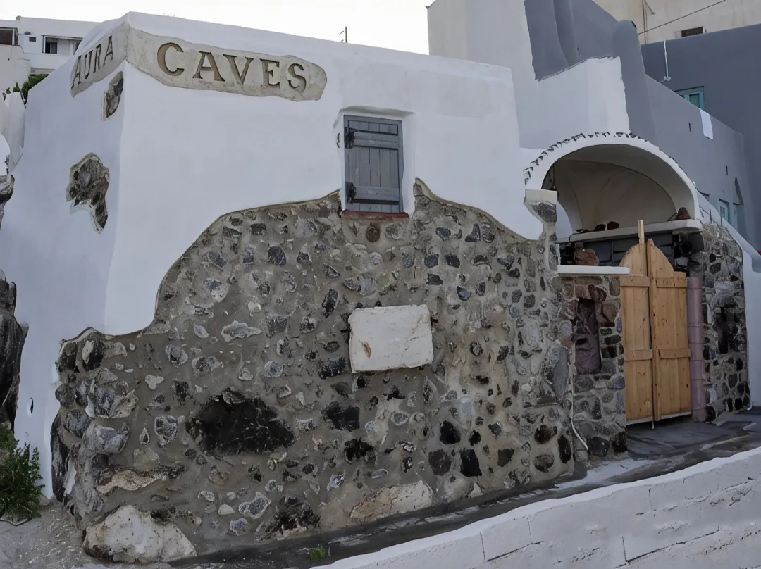 Aura Caves - Grecia