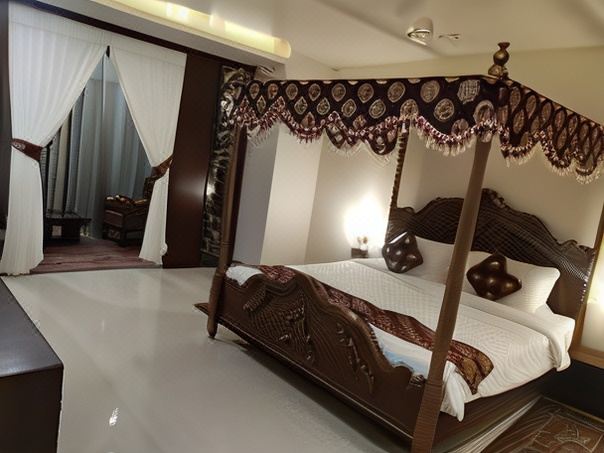 Hotel Kanha’s Palm Springs - Bhopal