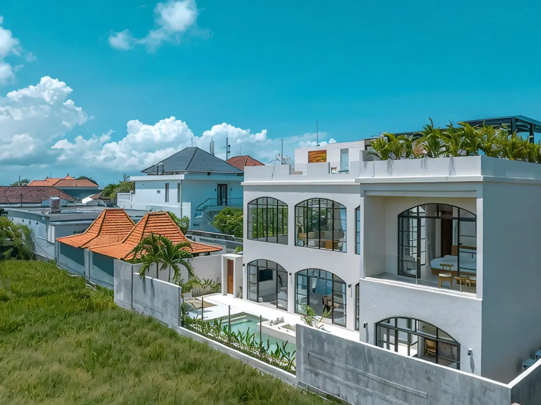Le Mansion Villa: 4 Br Brand New Villa In Seseh  - A Luxury Private Villa By Balinest Villas - Canggu