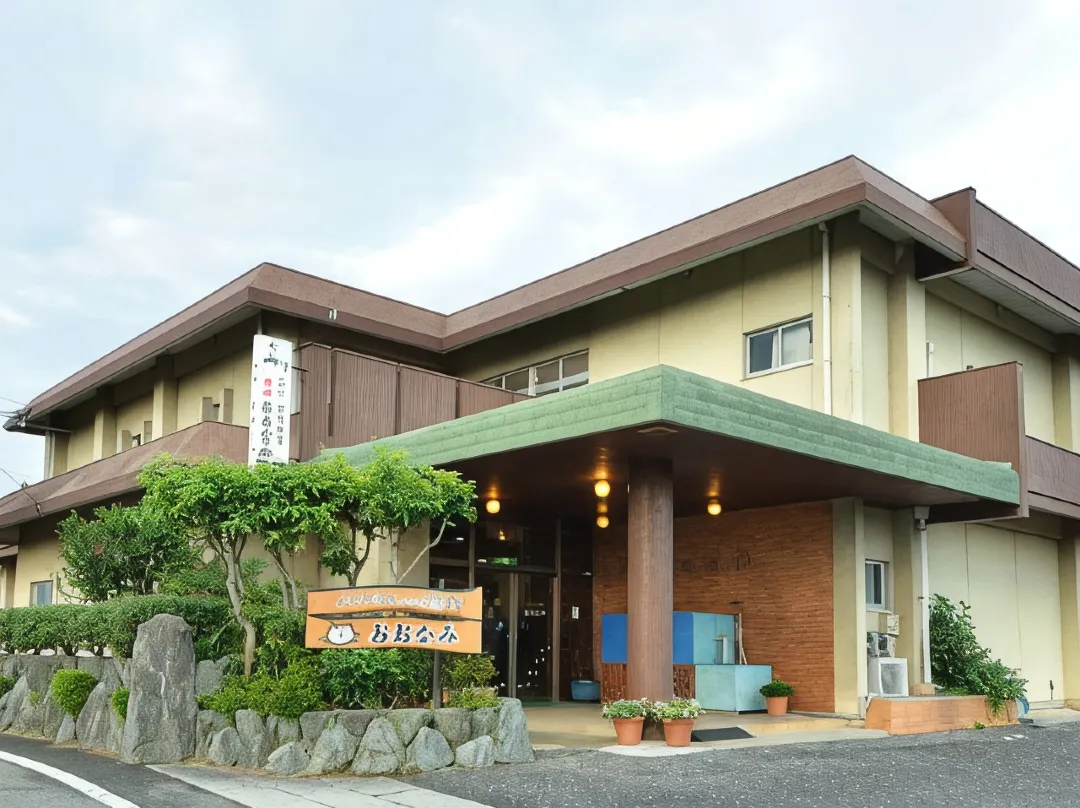 Kutsurogi-no-chisana-shuku Onami - Shima
