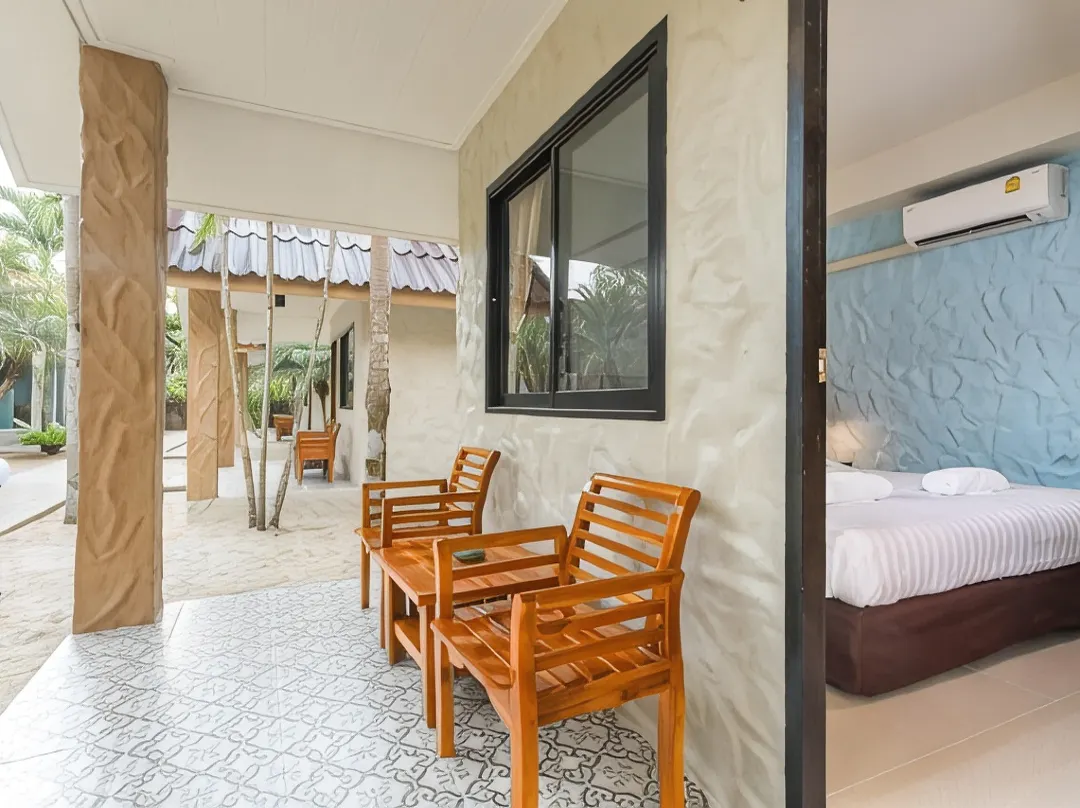 Lightplus Khao Lak - Khao Lak