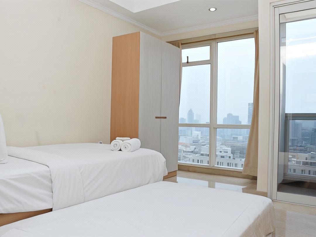 Stunning And Comfy Studio At Menteng Park Apartment - Jakarta