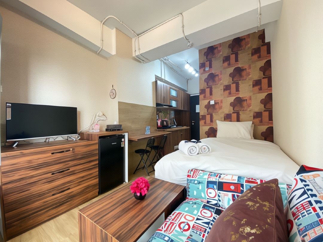 Scandinavian Studio Room At Grand Asia Afrika Apartment - Bandung