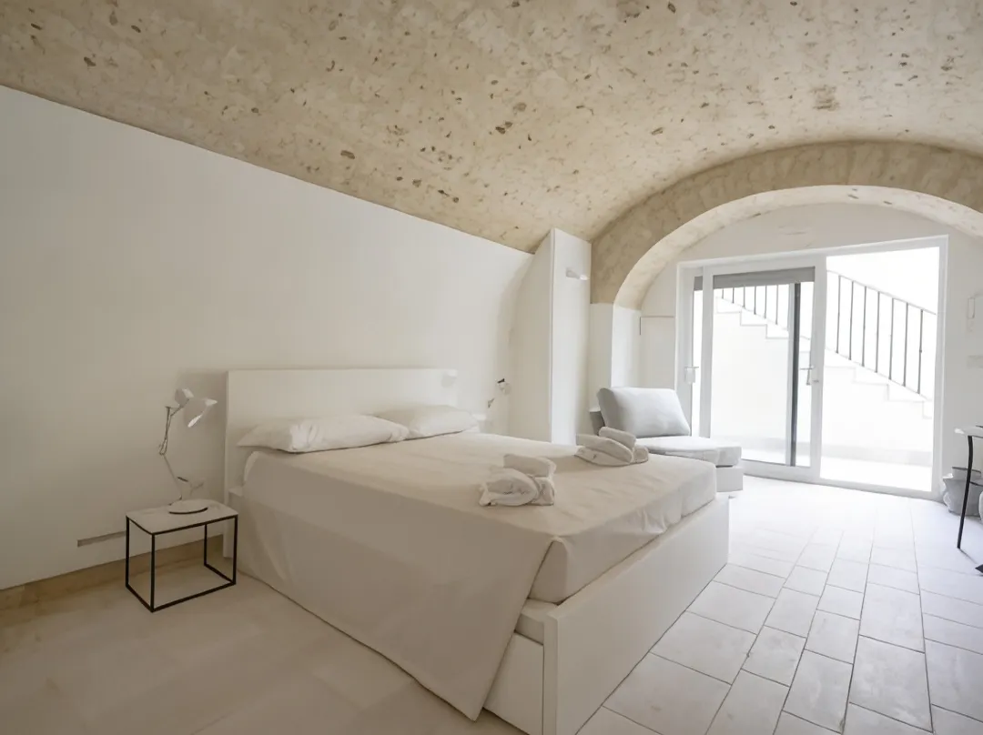 Palazzo Della Torre 004 - Historical Modern Stay - Bari