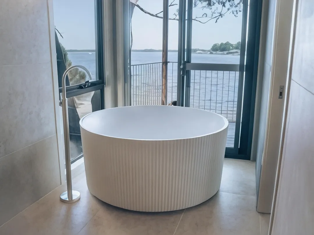 Risby Cove Boutique Hotel - Strahan