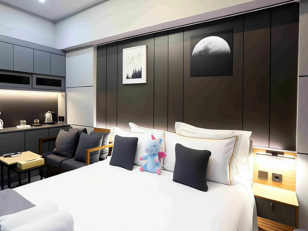 Amandalu Room @ Orchard Tanglin - Soerabaja