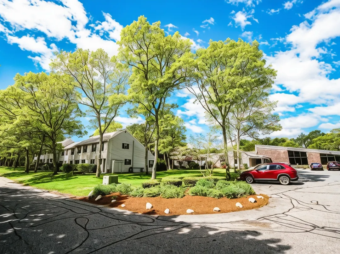 Sea Mist Resort - Mashpee, MA