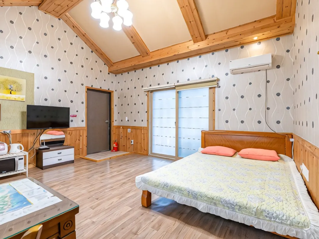 Gyeongju Nature Forest Pension - Gyeongju-si
