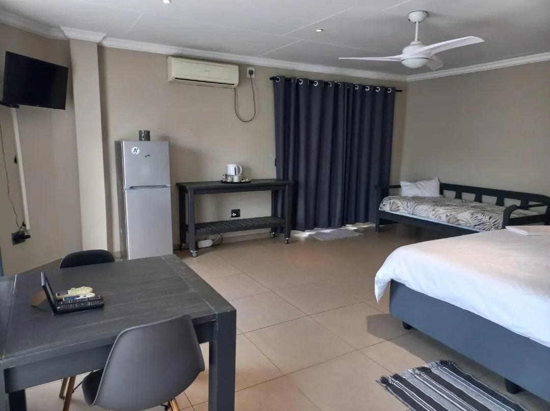 Snl Guesthouse At Visarend - Malelane