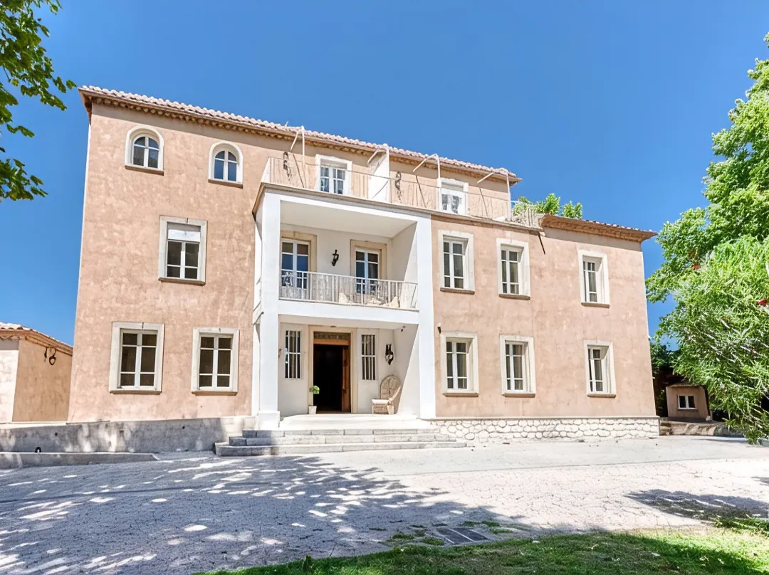Hôtel De Provence Domaine De La Nerthe - Marignane