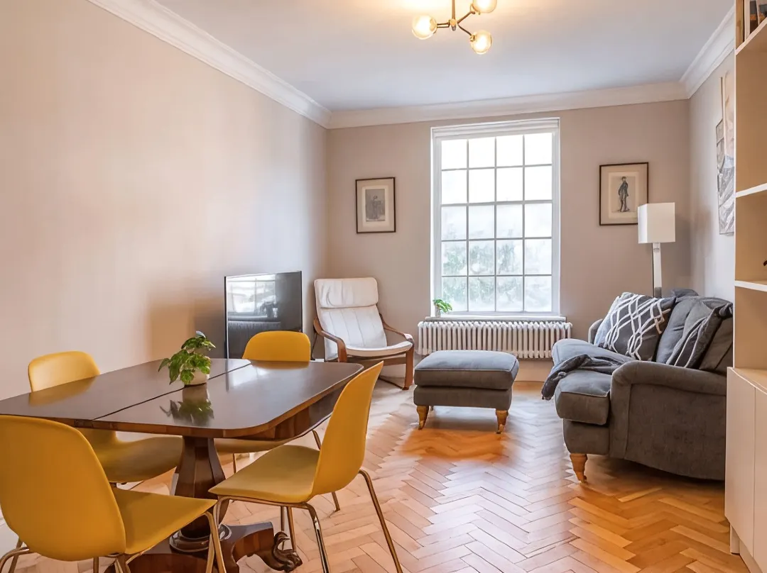 A Regal Abode - Marylebone - By Frankie Says - ブルームズベリー