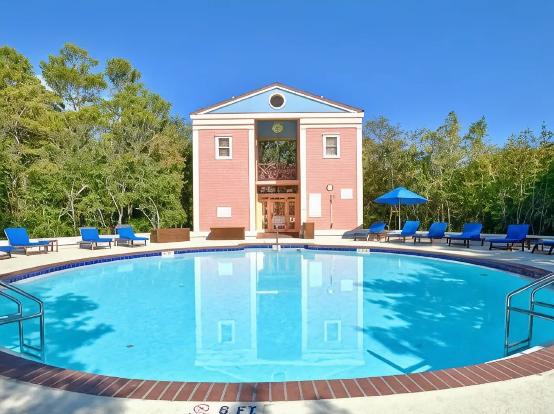 Fenced Yard And Covered Balcony Retreat - Charming Coastal Haven - Seaside, FL