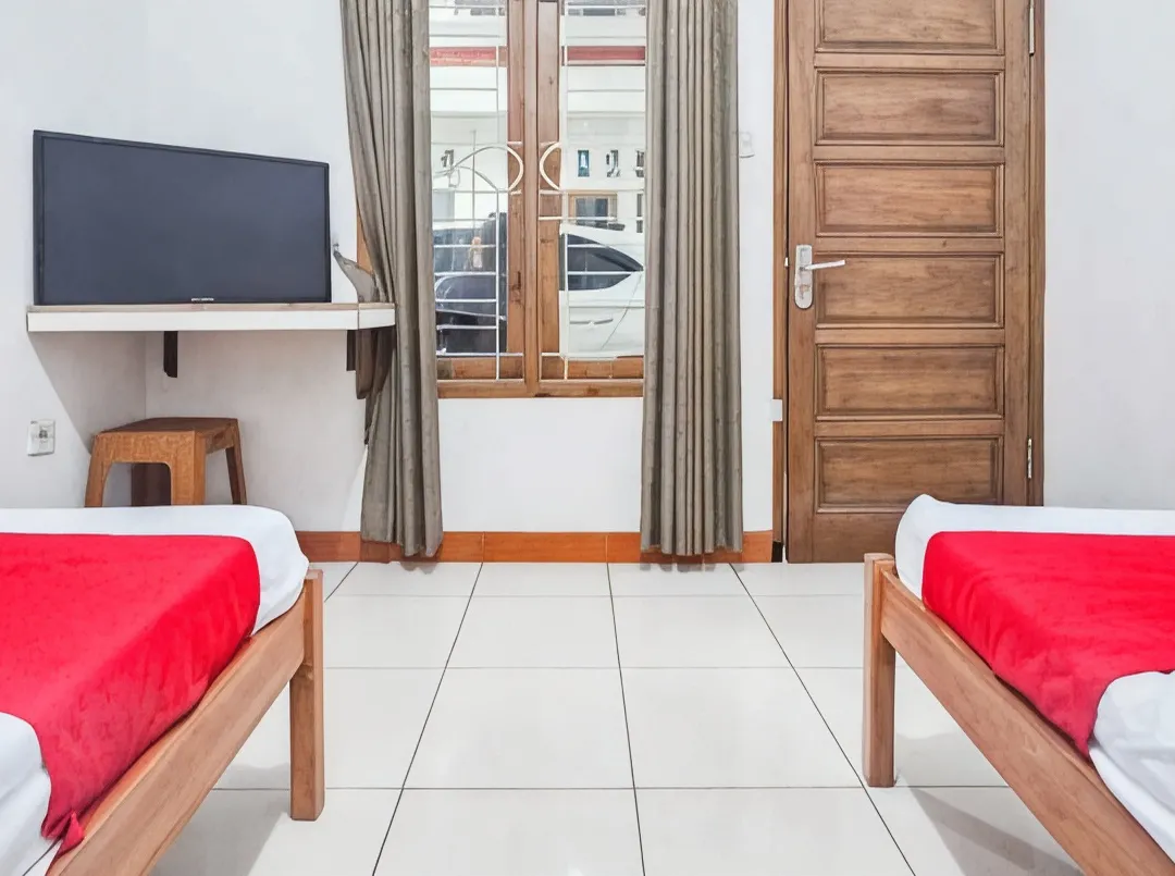 Reddoorz Syariah Near Citimall Sukabumi - Sukabumi