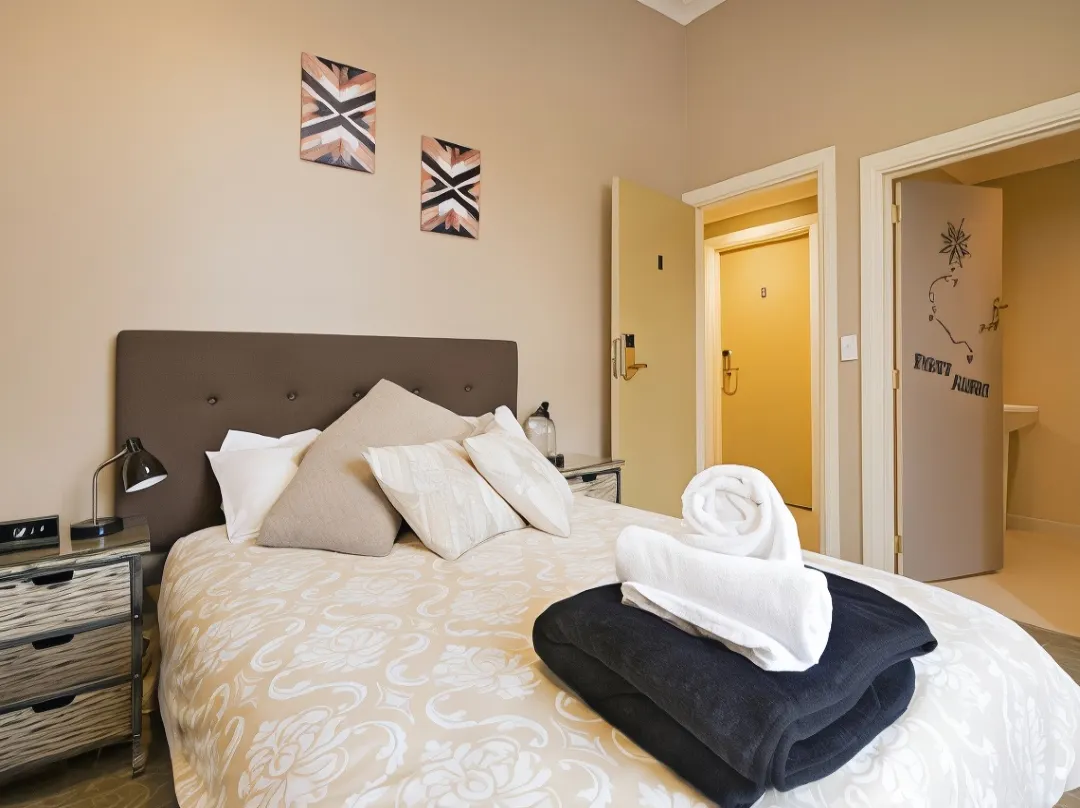 The Prince Albert Backpackers & Bar - New Zealand