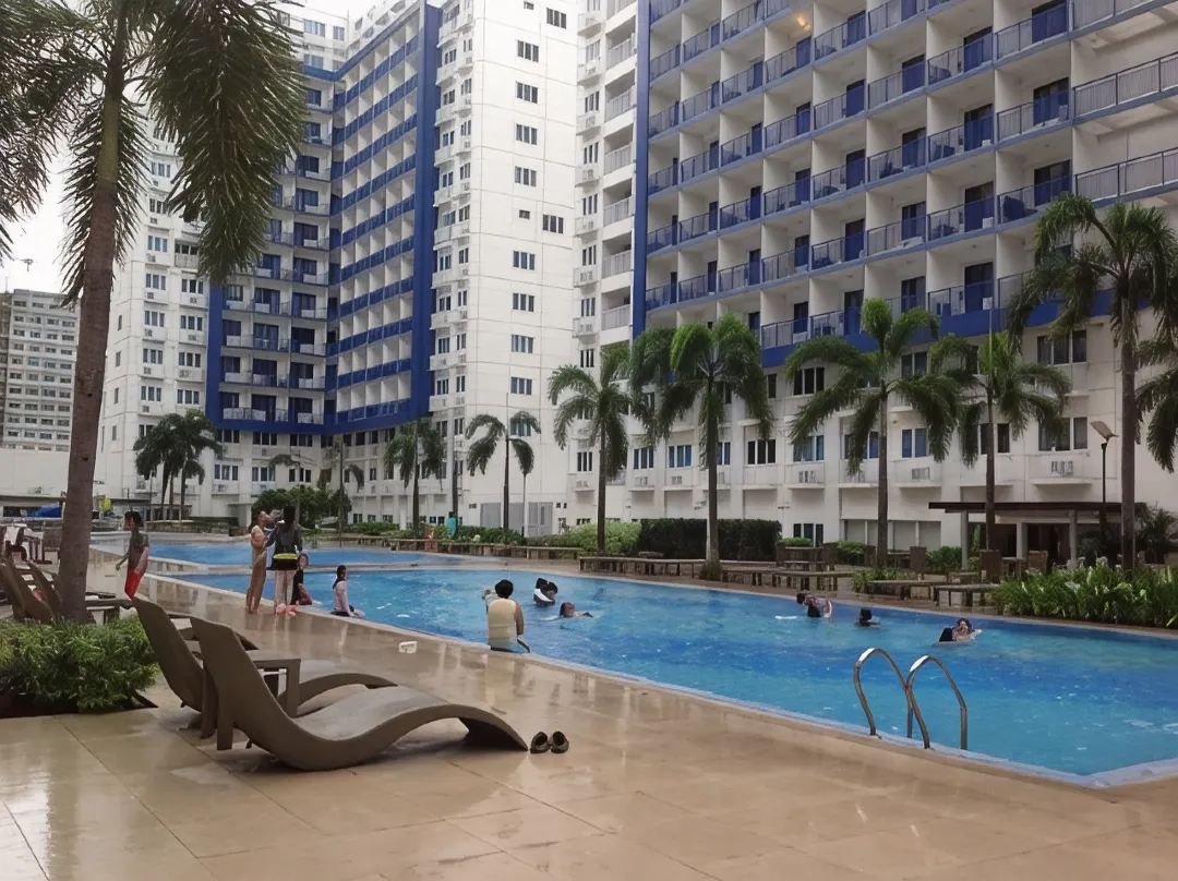 A Little Peaceful Hide Away And A Simple Reflection Of Home And Family - Pasay