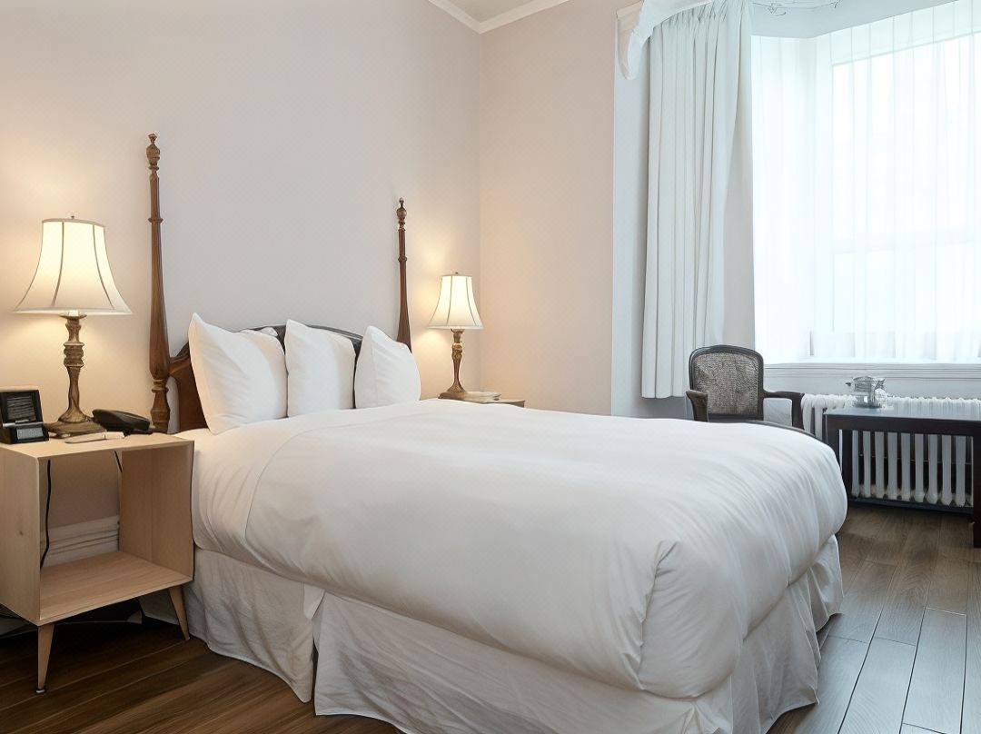 Ambrose House & Cafe - Self Check-in Guesthouse - Montreal