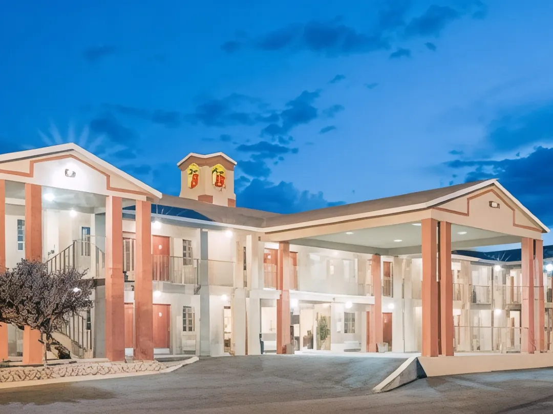 Super 8 By Wyndham Van Horn - Texas