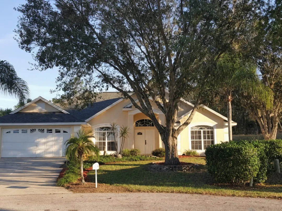 4 Bedroom Platinum Home With Games Room And Spa - Haines City, FL